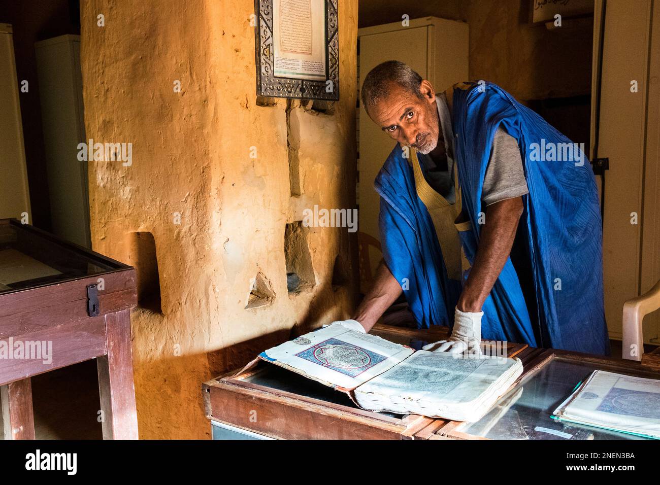 Mauritania, Chinguetti, Al Habott library Stock Photo - Alamy