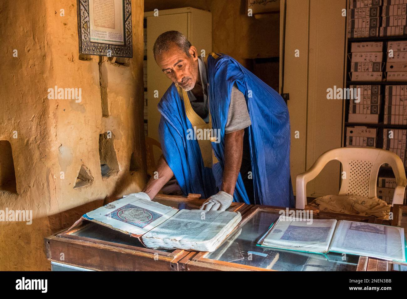 Mauritania, Chinguetti, Al Habott library Stock Photo - Alamy