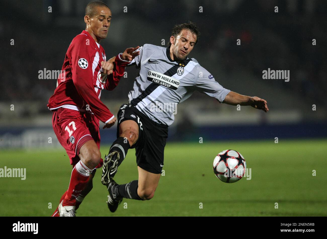 Juventus Alessandro Del Piero Right Challenges For The Ball With Bordeauxs Wendel During The