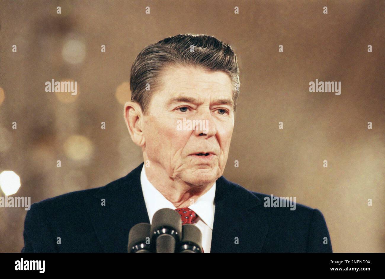 U.S. President Ronald Reagan in 1986. (AP Photo Stock Photo - Alamy