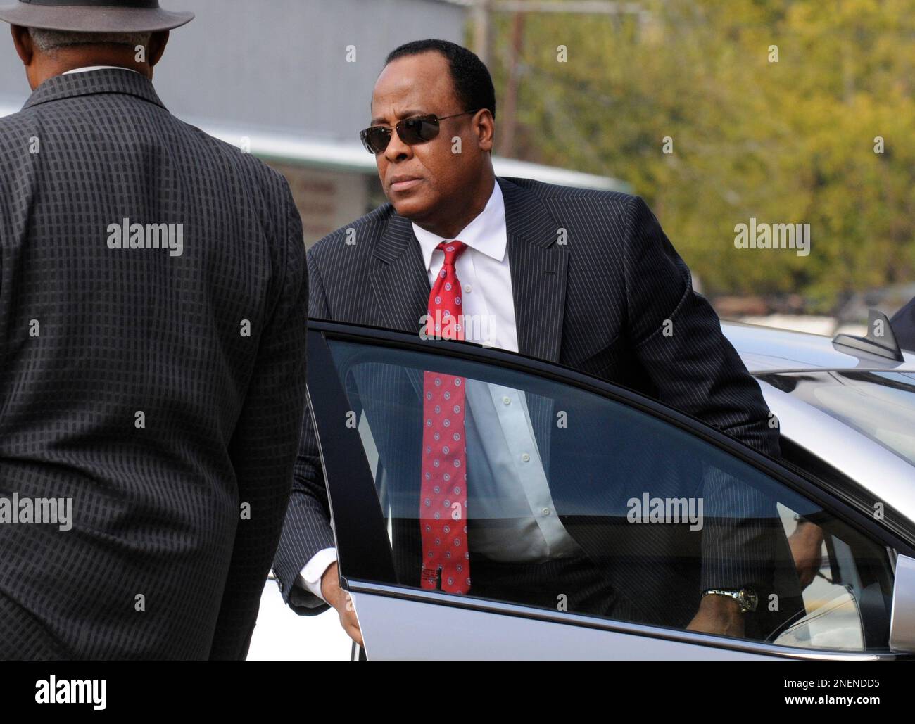 Dr. Conrad Murray, the cardiologist under investigation in the death of ...