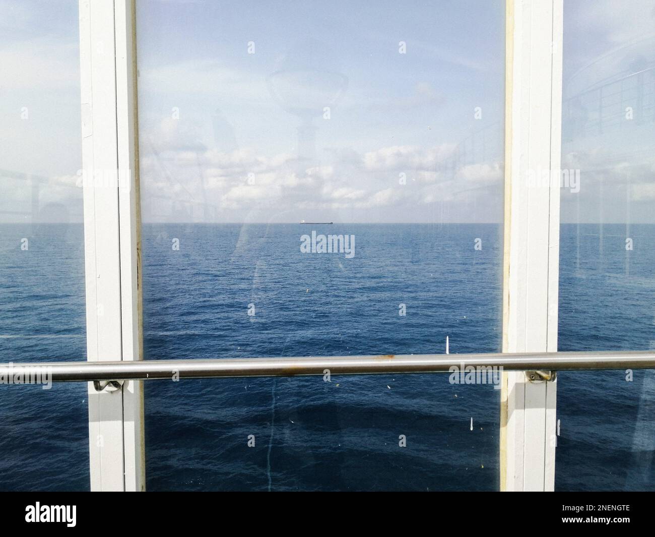 Passengers boarding from boat hi-res stock photography and images - Alamy