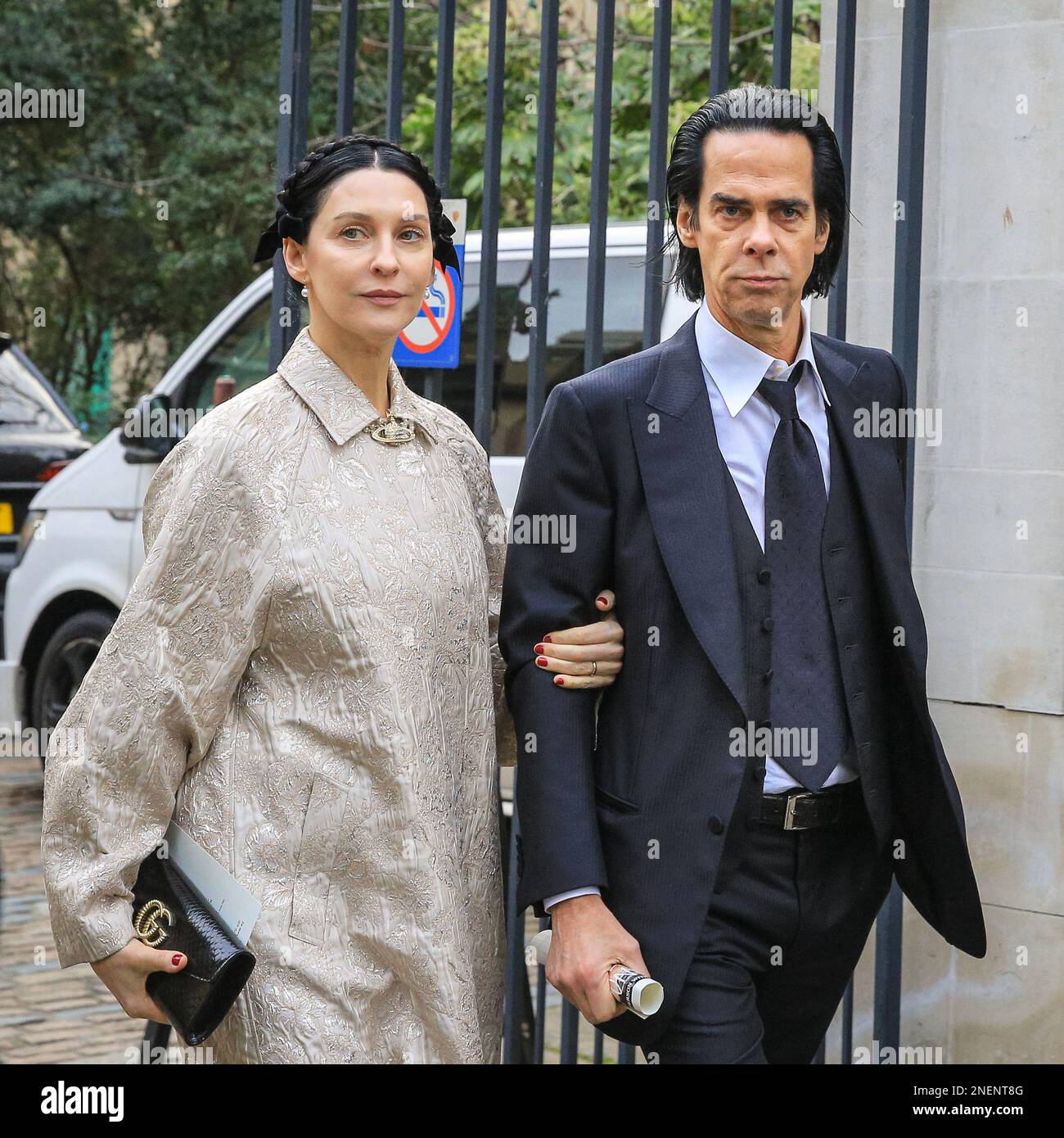 London, UK. 16th Feb, 2023. Susie Bick, Nick Cave. Mourners, friends ...