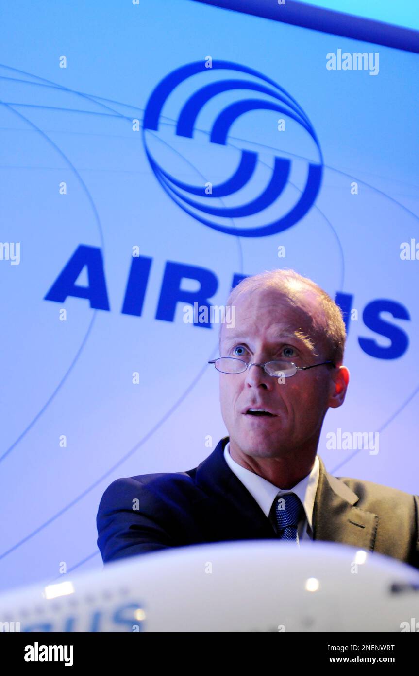 Chief Executive Officer of AIRBUS Tom Enders addresses an audience ...