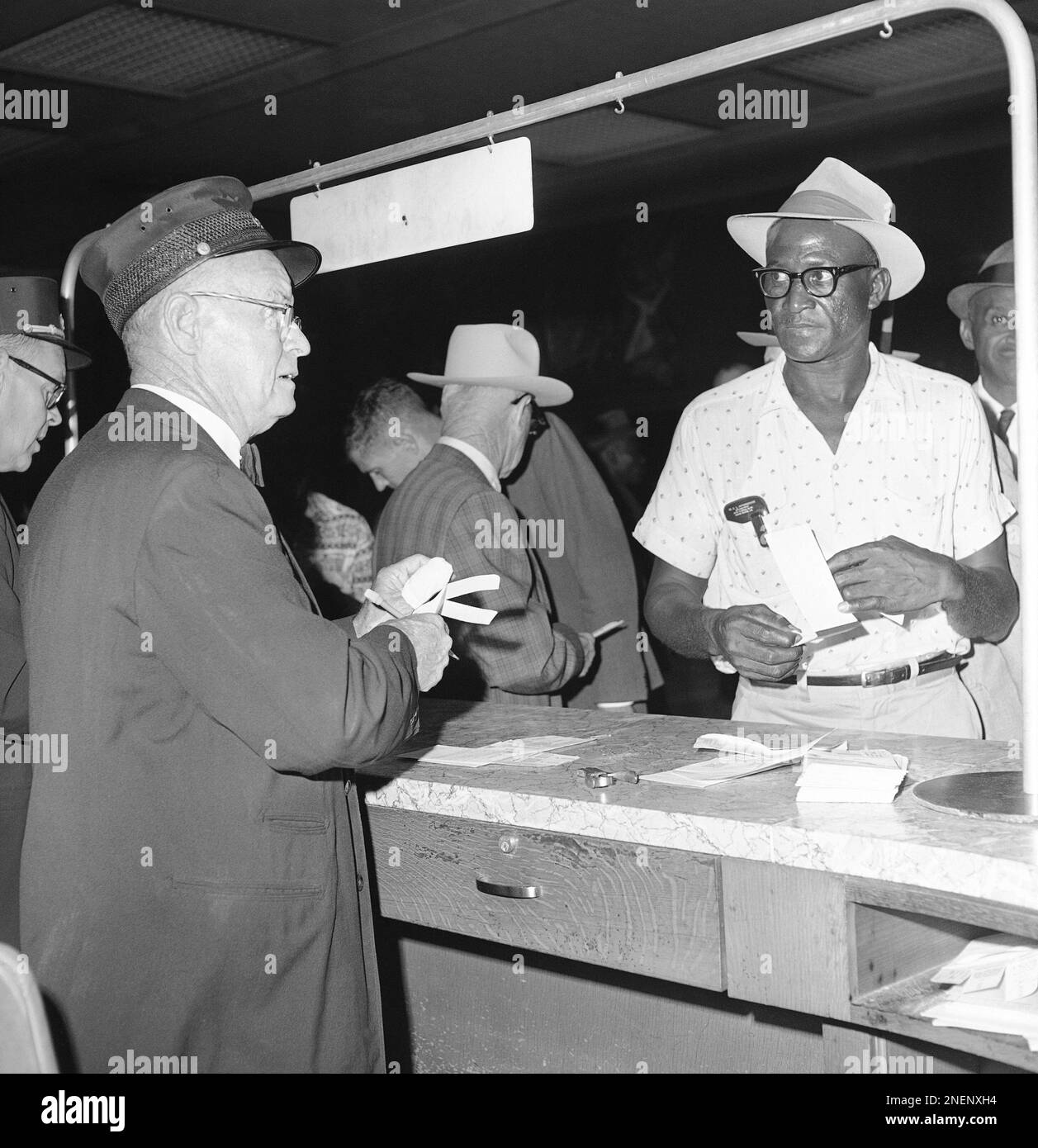 Peola Denham, his wife and their 10 children left New Orleans for Los ...