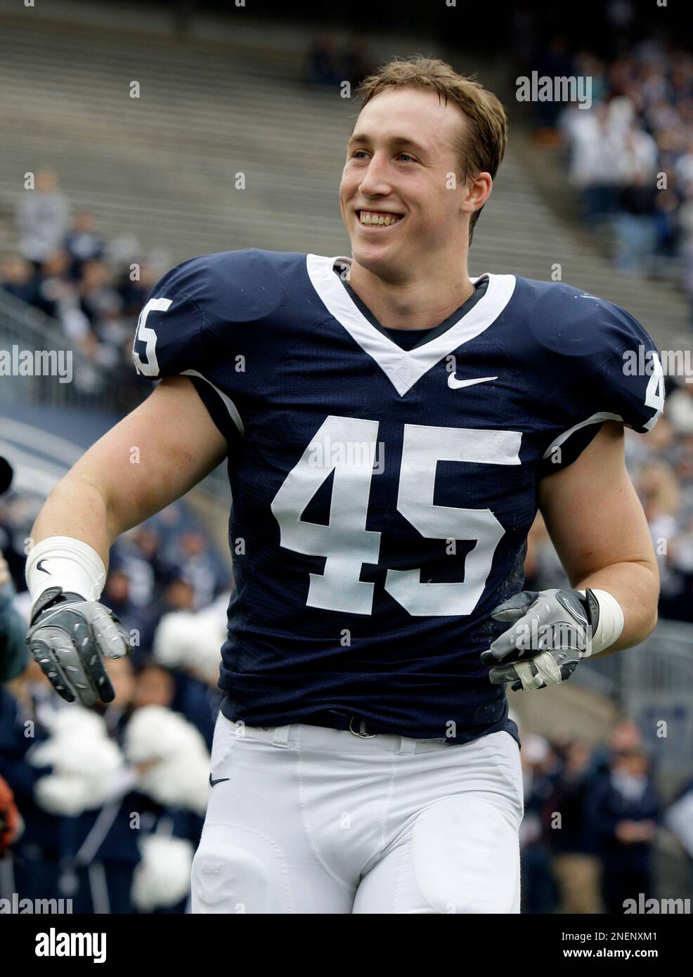 Penn State linebacker Sean Leer runs onto the field before an NCAA ...
