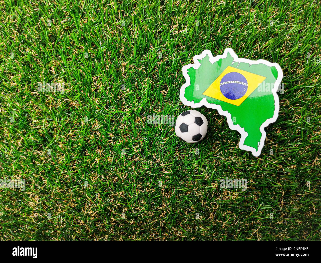 Soccer ball brazil flag hi-res stock photography and images - Alamy