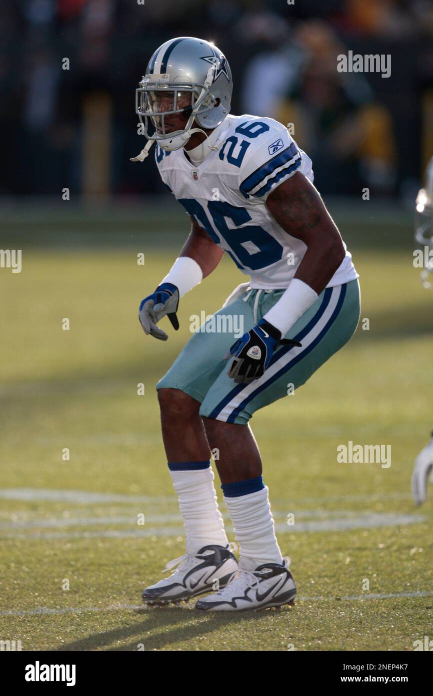 Dallas Cowboys safety Ken Hamlin is seen before the first half of an ...