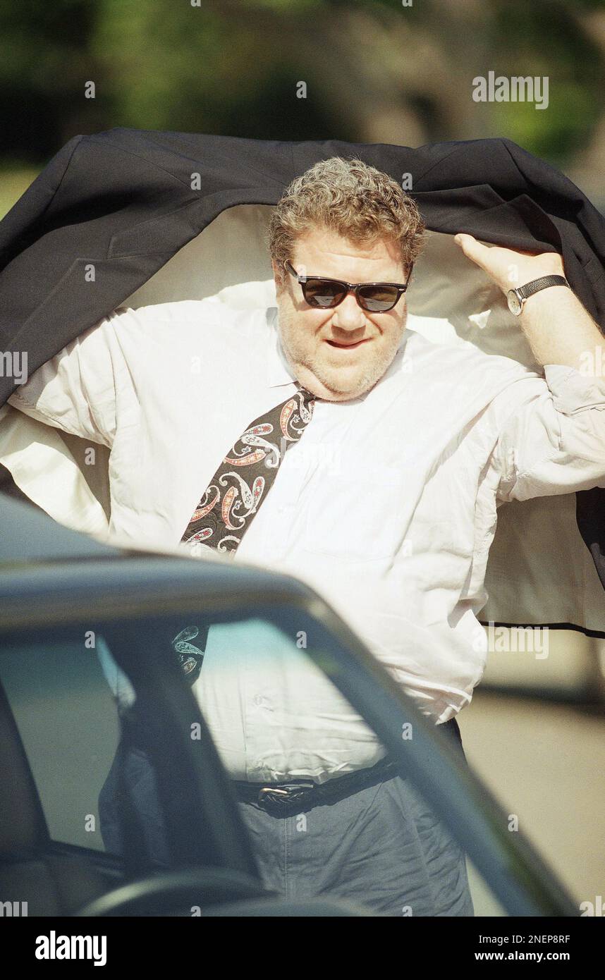 Former ?Cheers? star, George Wendt arrives for Brandon Tartikoff?s ...