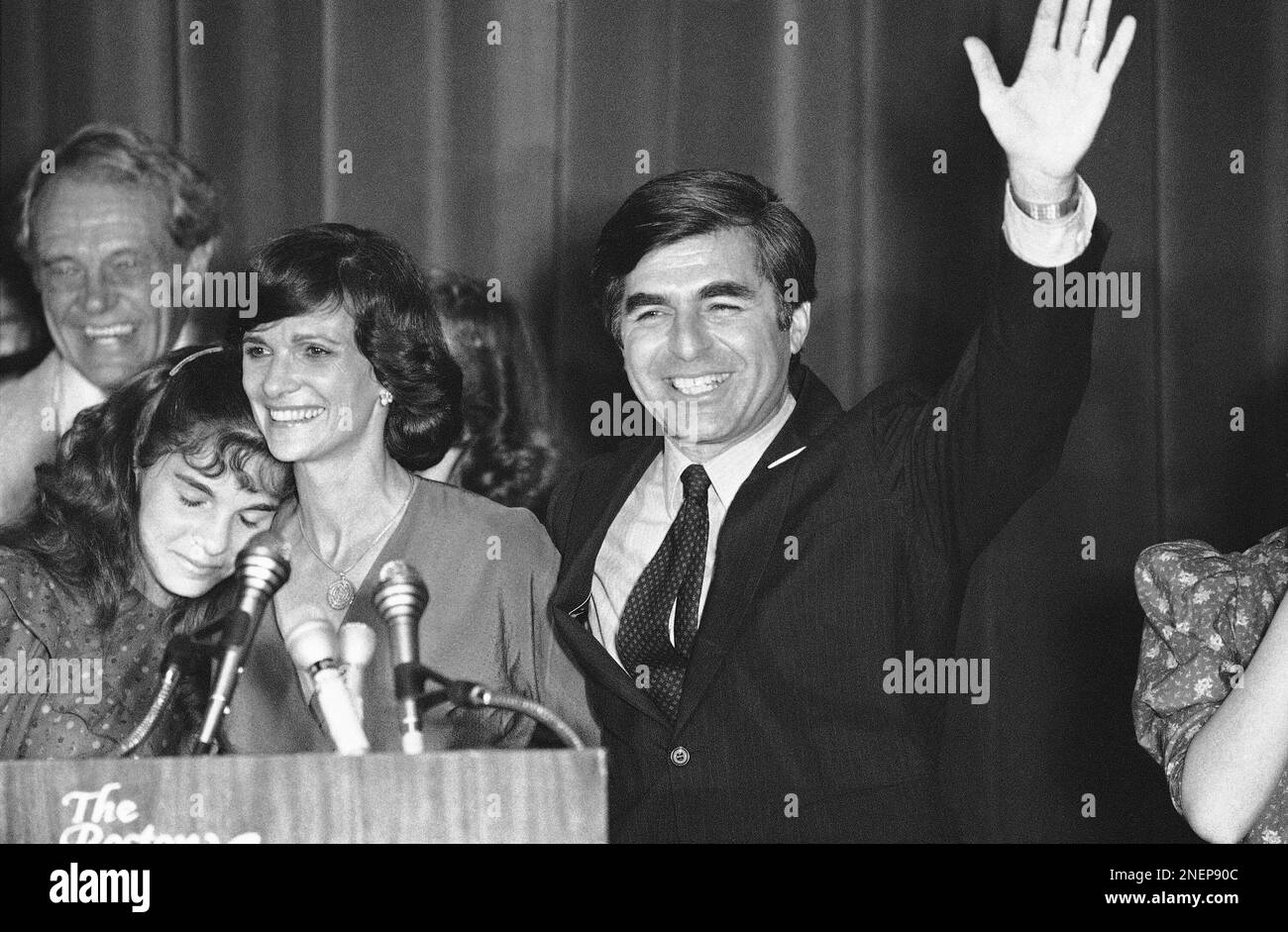 Democratic Gubernatorial candidate Michael Dukakis waves to supporters ...