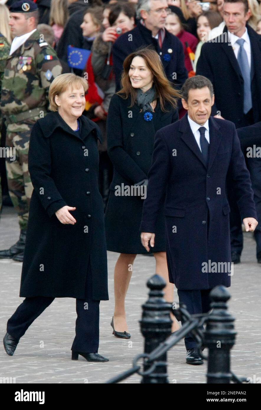 France's President Nicolas Sarkozy, right, first lady Carla Bruni ...