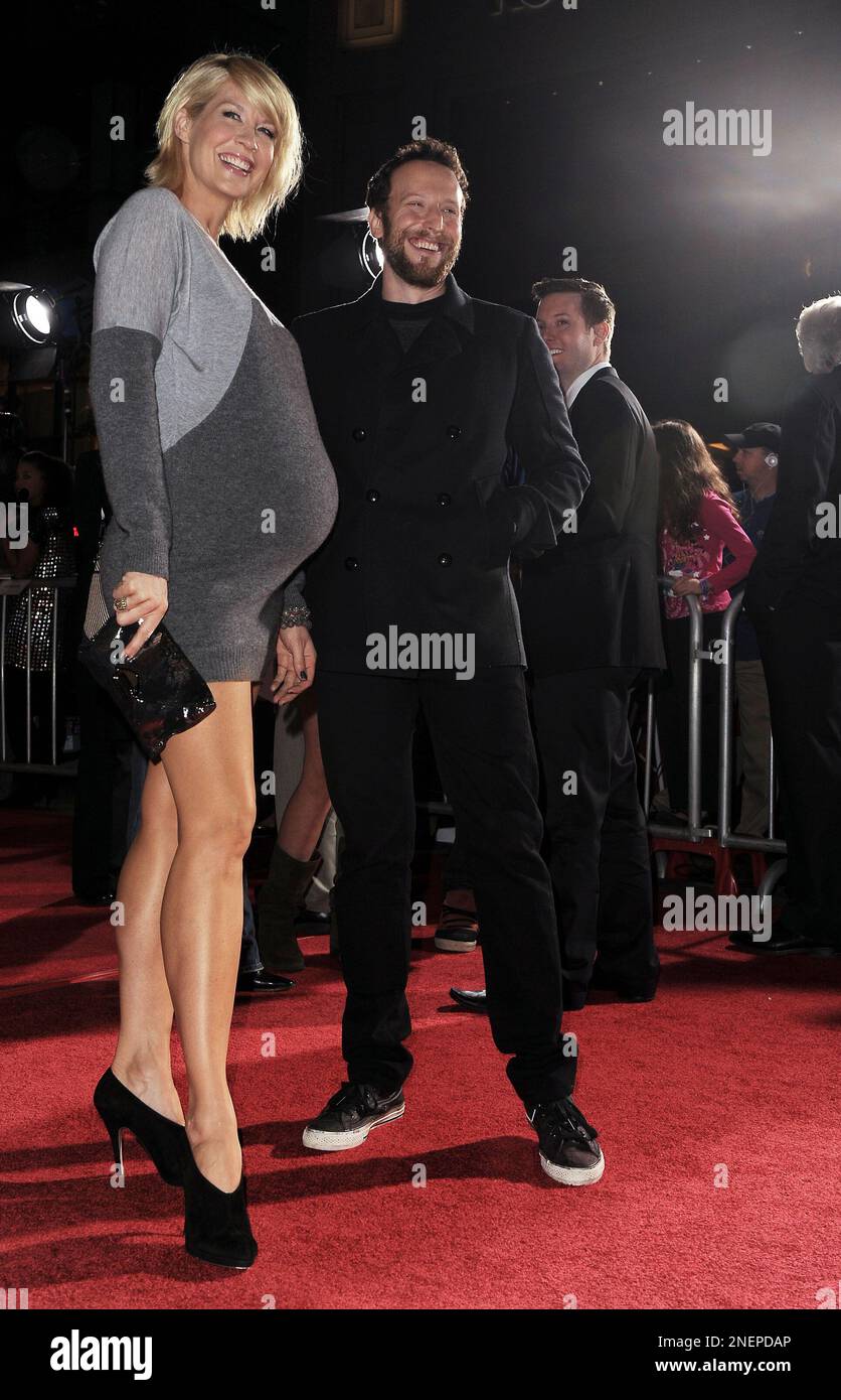 Jenna Elfman, at left, and Bodhi Elfman arrive to the premiere of Old ...