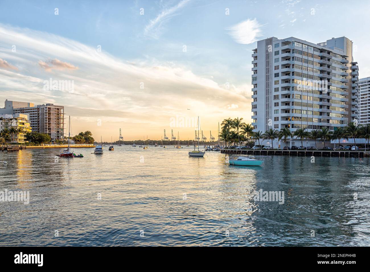 Miami beach condos on the water hi-res stock photography and images - Alamy