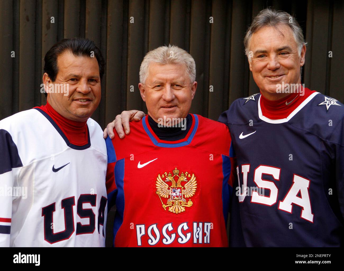 Russia's Vladimir Myshkin, center, who played on the Soviet Union's ...
