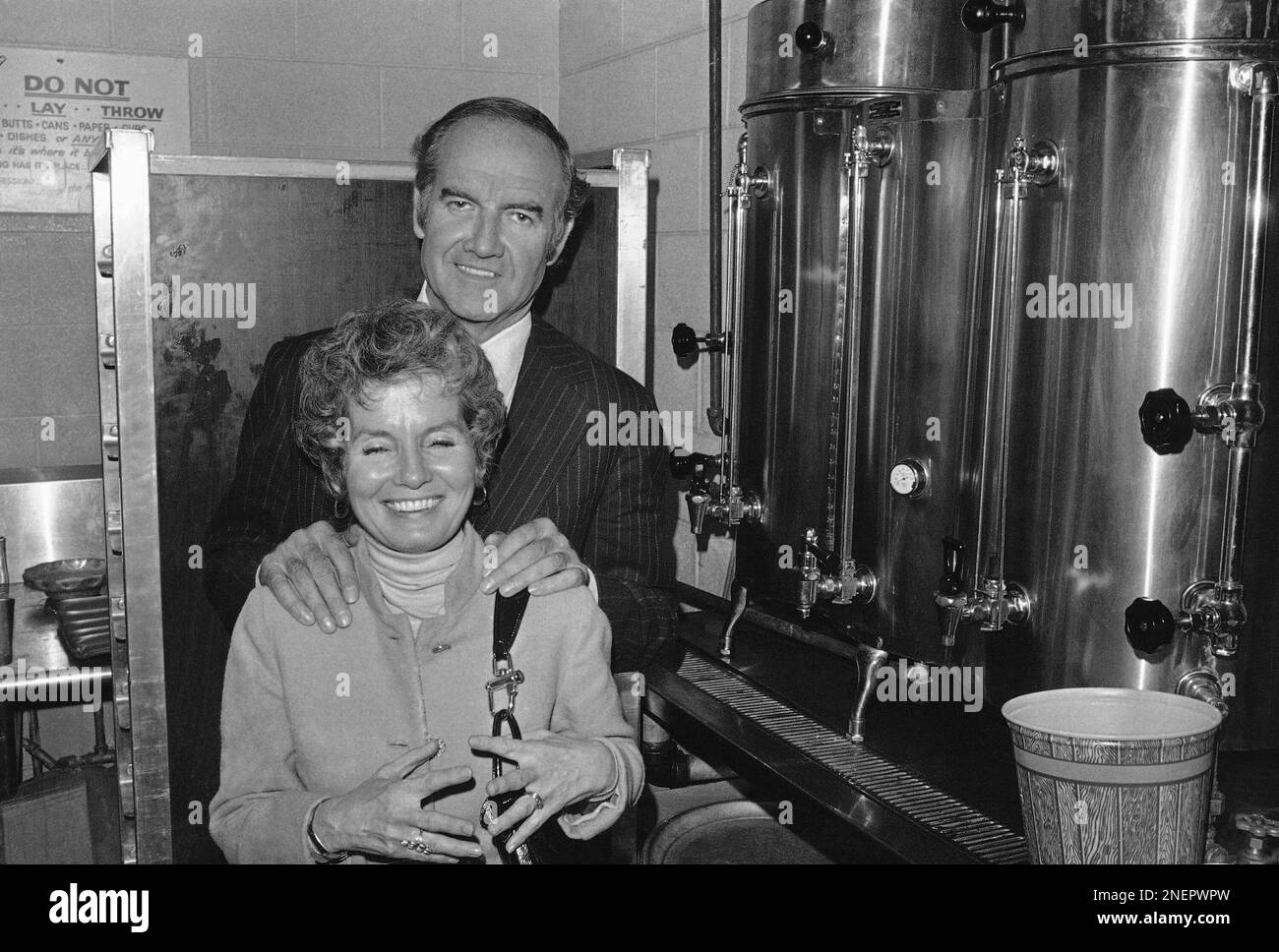 Eleanor McGovern holds the hands of her husband, Sen. George McGovern ...