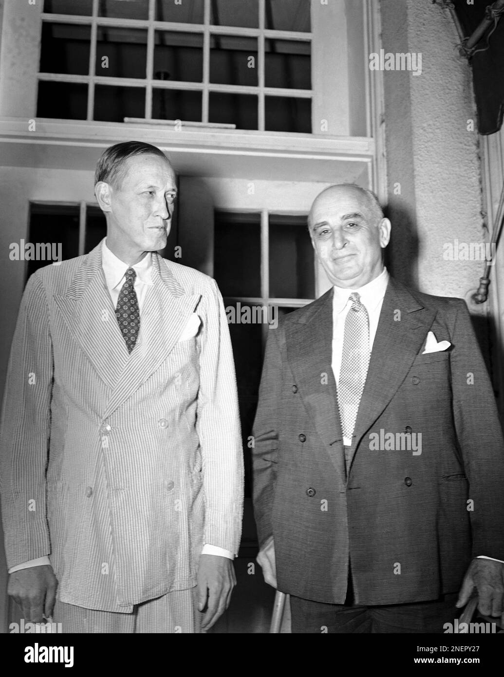 Harry Hopkins, left, and Joseph E. Davies, right, leave White House in ...