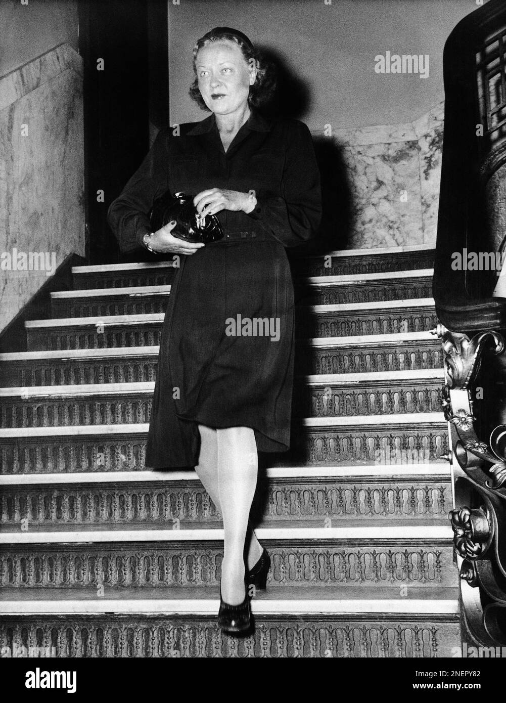 Actress Phyllis Haver of the silent films era is shown as she leaves ...