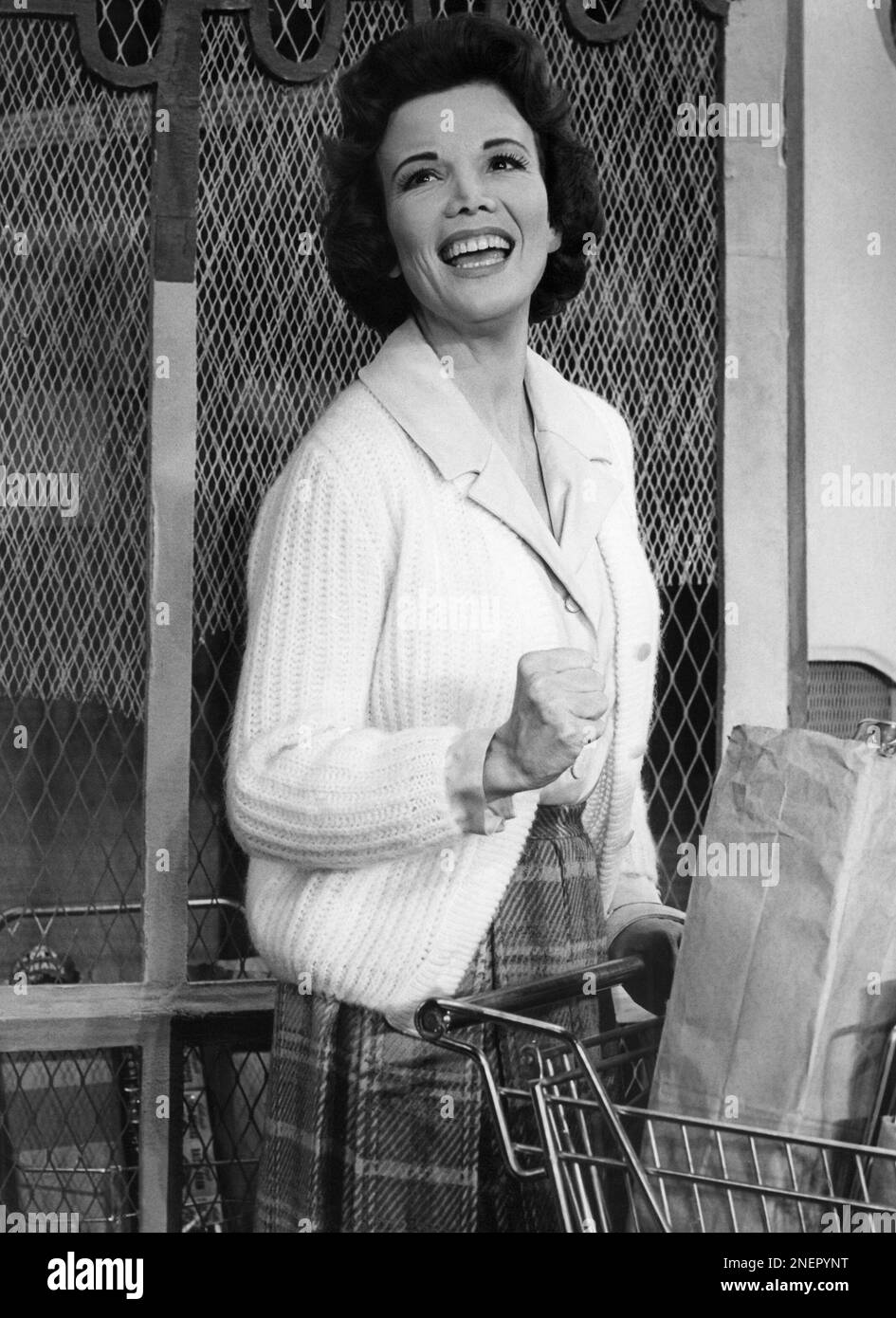 Broadway?s First Lady, Nanette Fabray, in a housewifely scene in ?Mr ...