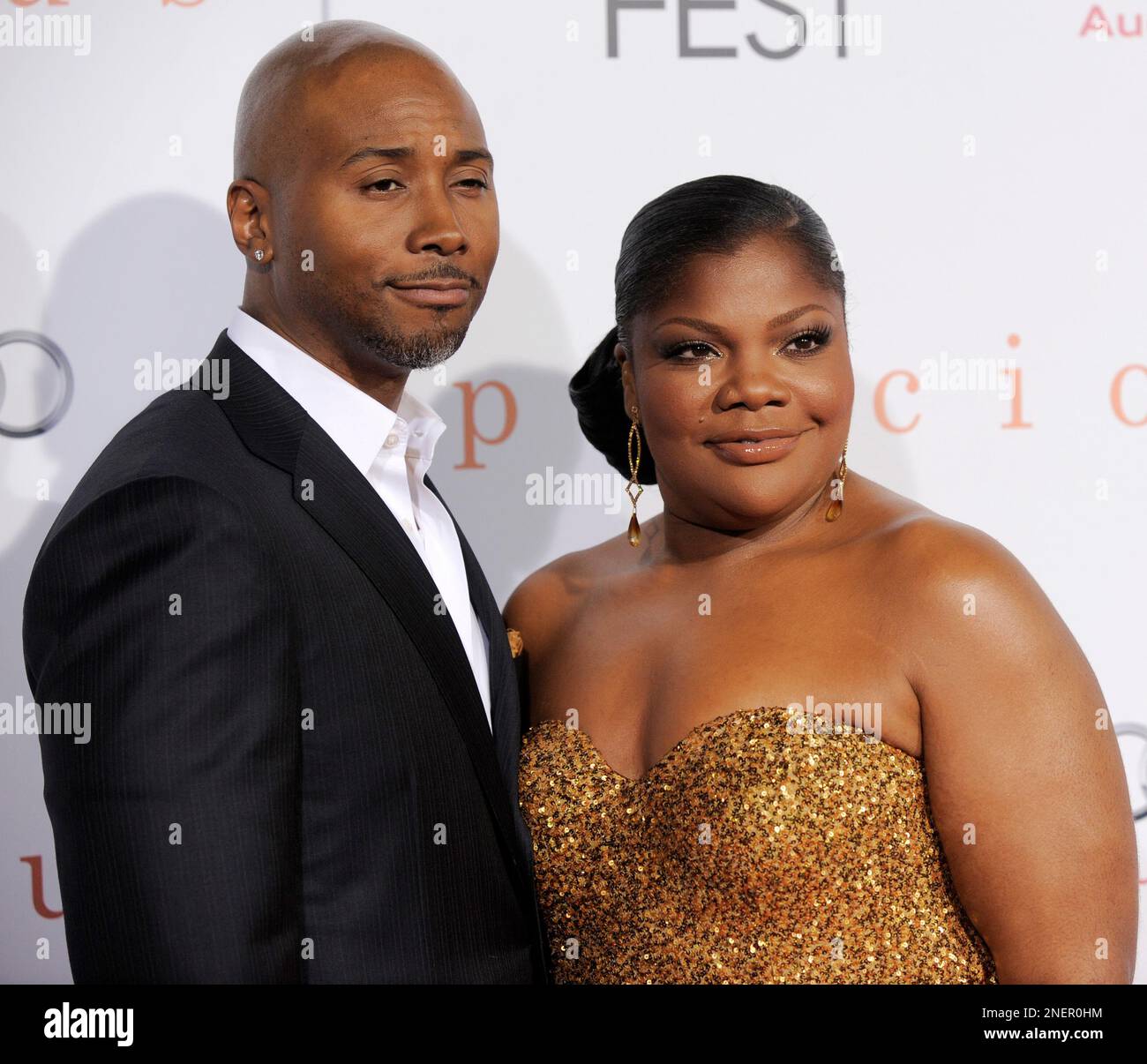 Mo'Nique and her husband Sidney Hicks pose at the premiere of the film ...
