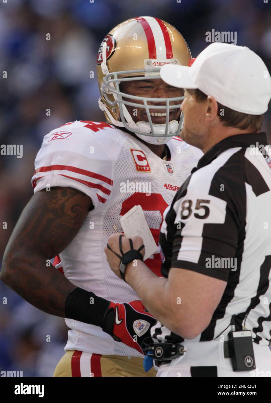San Francisco 49ers running back Michael Robinson (24) shakes hands ...