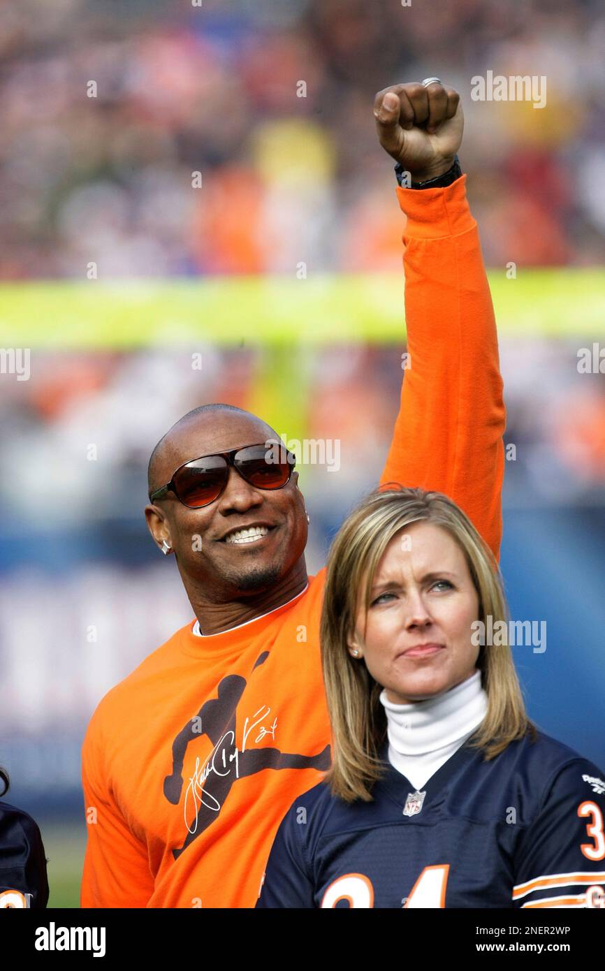 Jarrett Payton, son of former Chicago Bears great Walter Payton, and his wife , Trisha ...