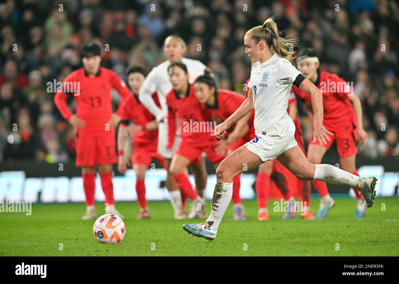 Georgia Stanway of England scores a penalty during a friendly women ...