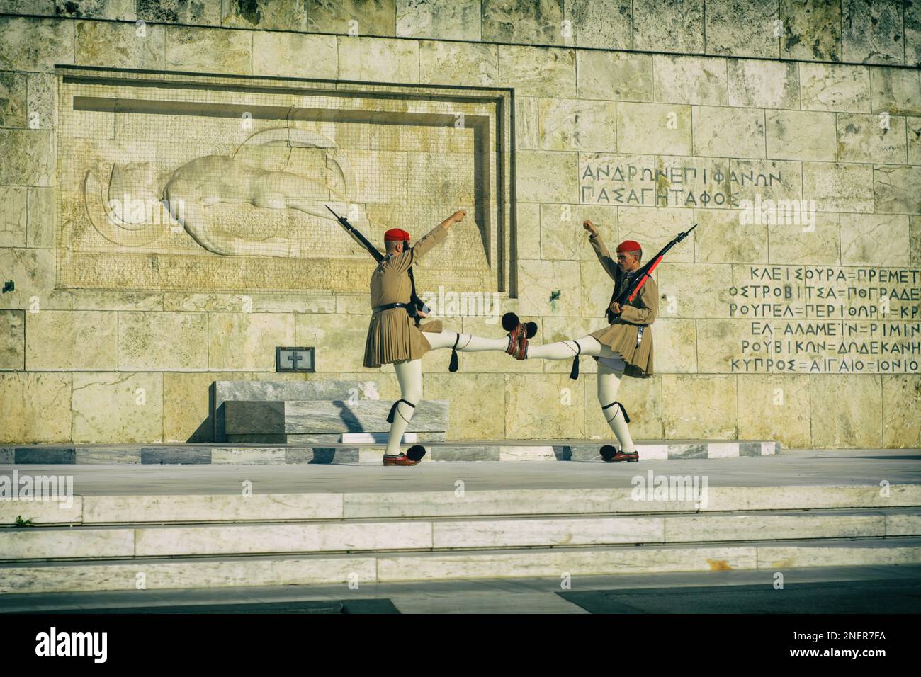 Greek soldiers dresses hi-res stock photography and images - Alamy