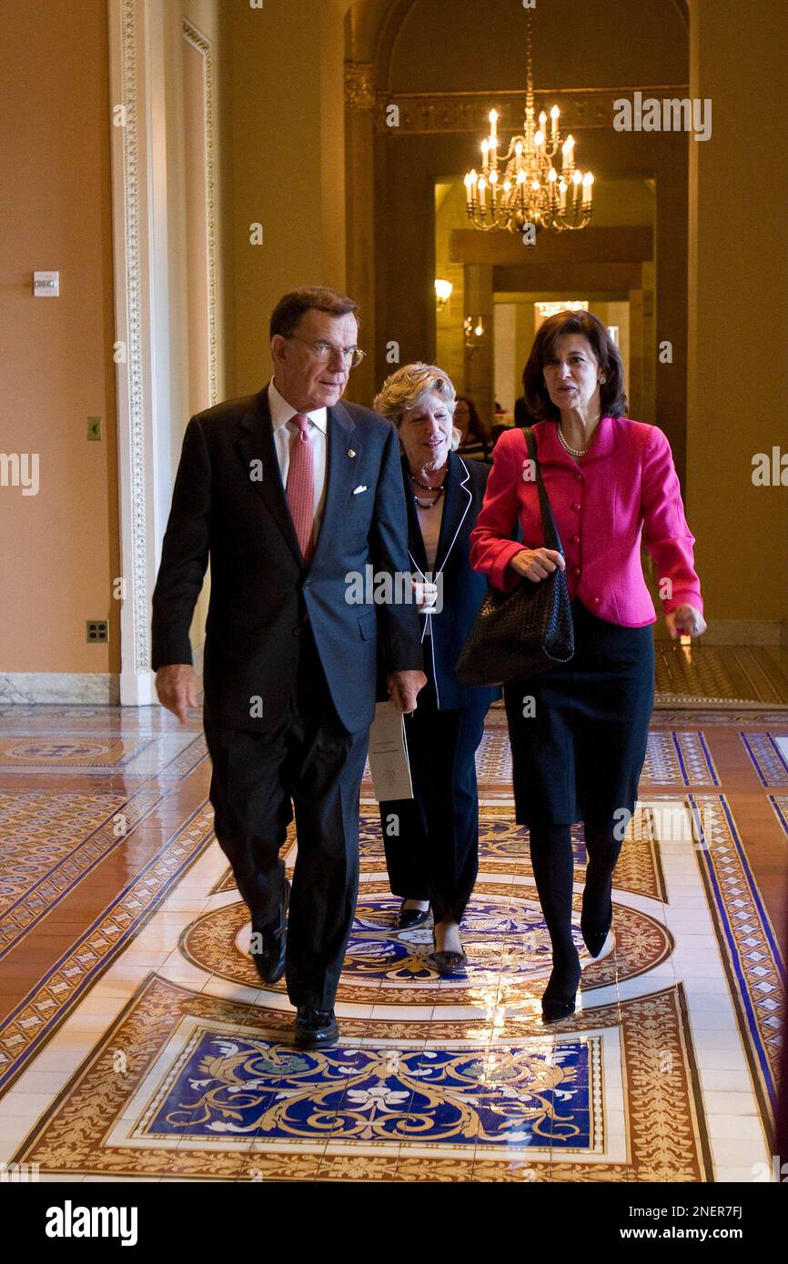 Sen. Paul Kirk, D-Mass., who replaced the late Sen. Ted Kennedy, walks ...