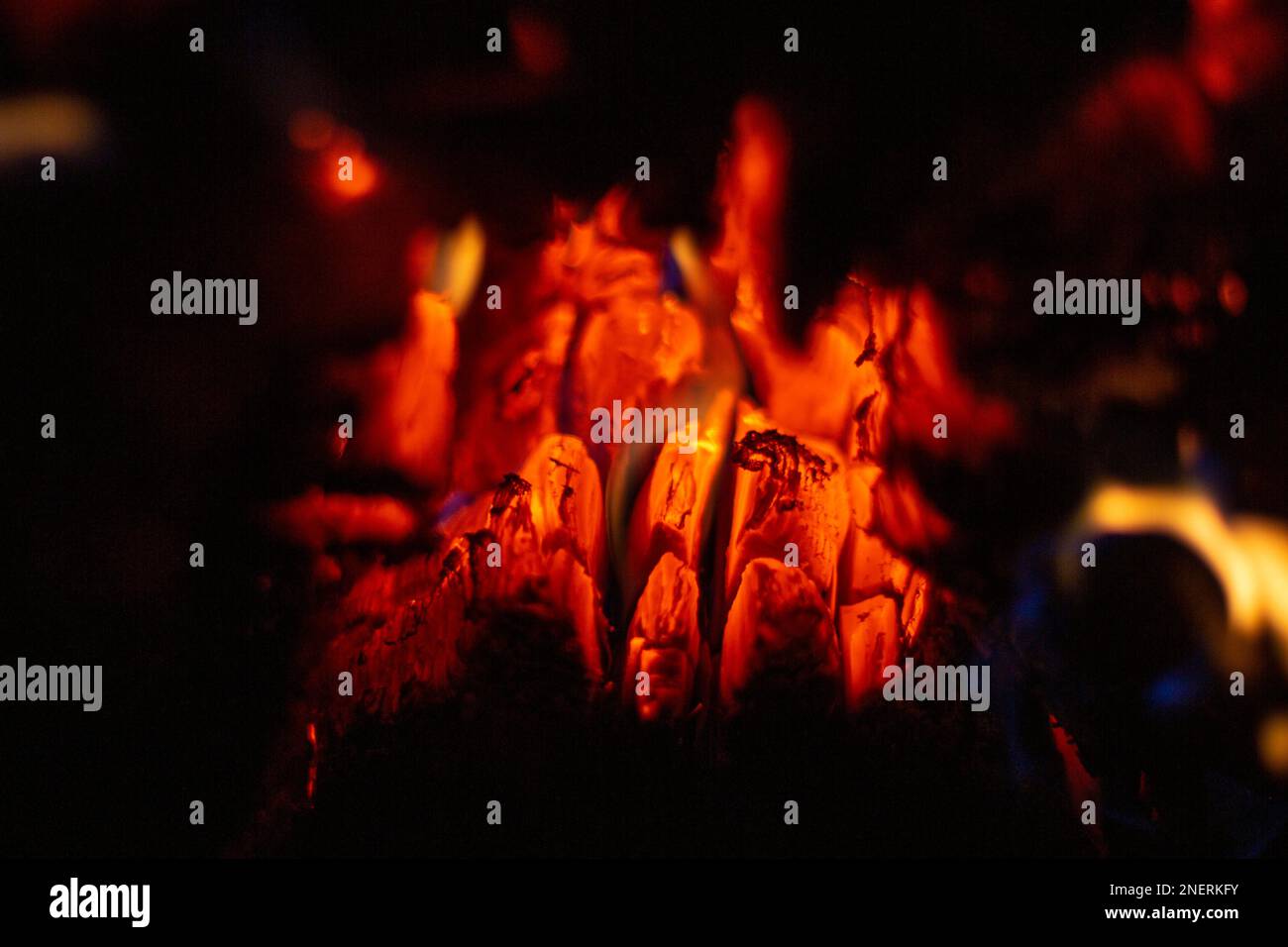 Smoke from coal fire hi-res stock photography and images - Alamy