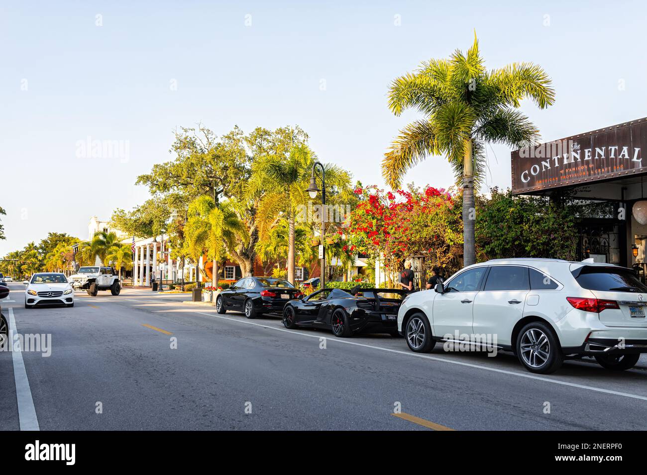 Old paradise road sign hi-res stock photography and images - Alamy