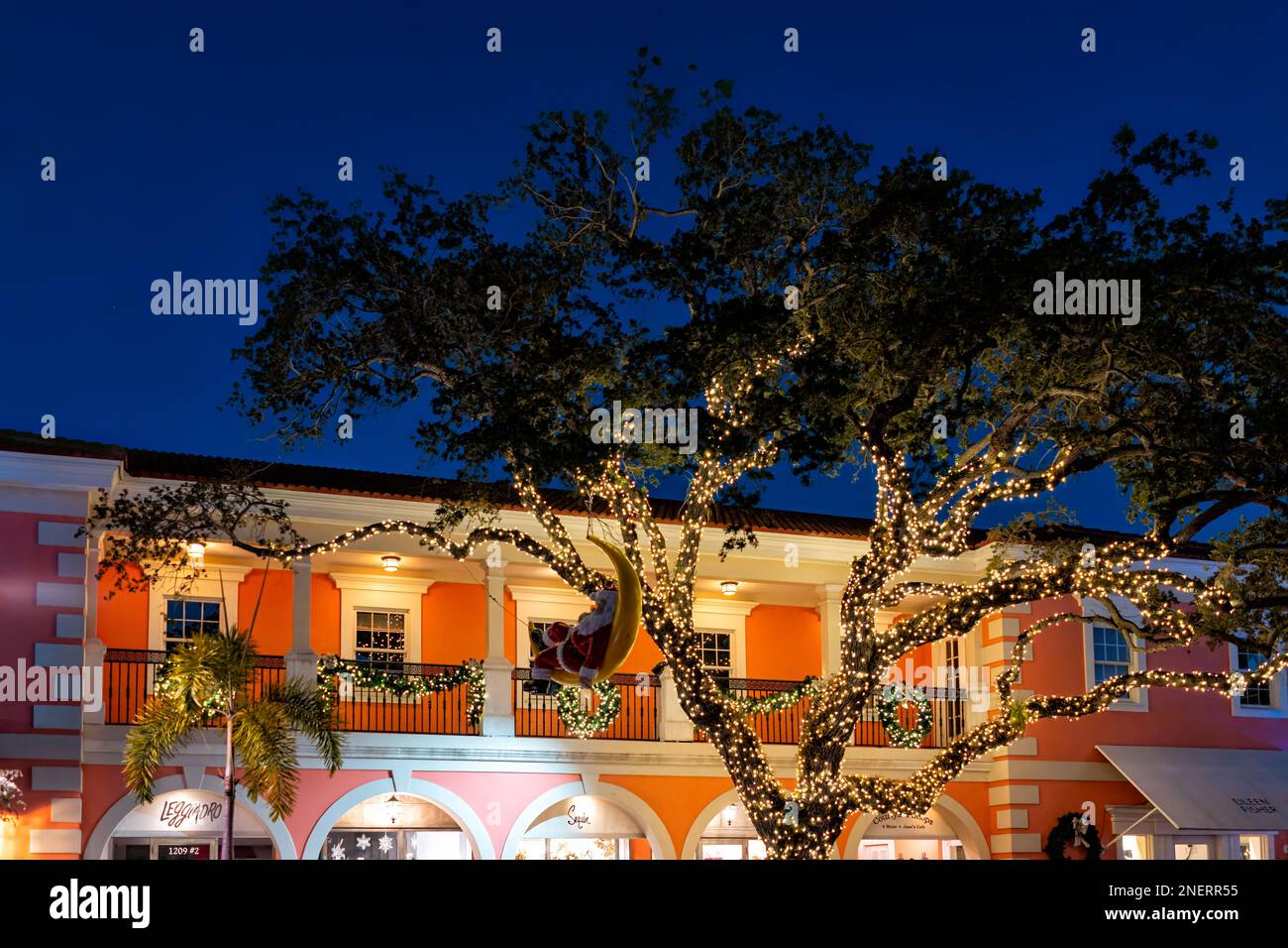 Old naples building florida hi-res stock photography and images - Alamy