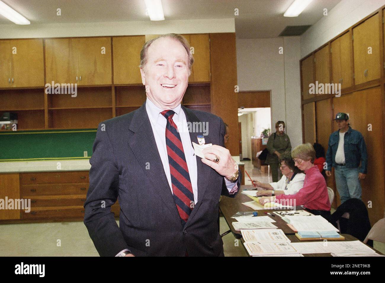 Conservative firebrand Republican Robert Dornan is shown, Nov. 1996 ...