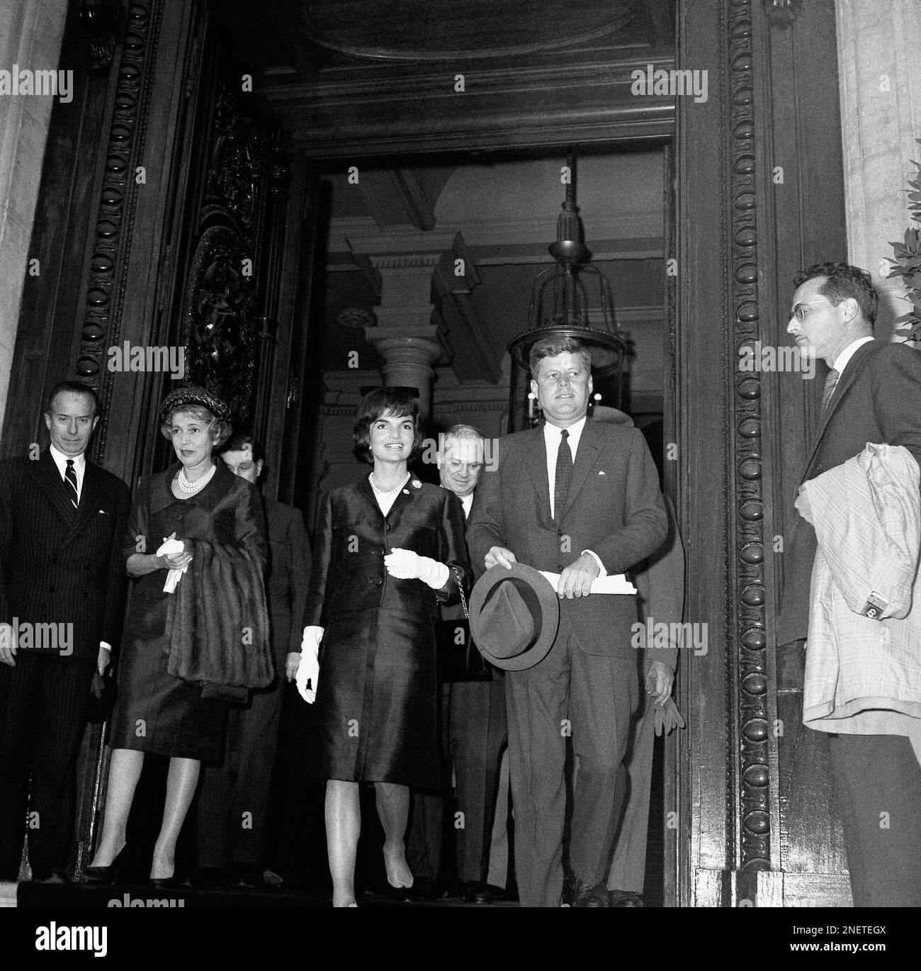 President John F. Kennedy and Jacqueline Kennedy leave the U.S. Embassy ...