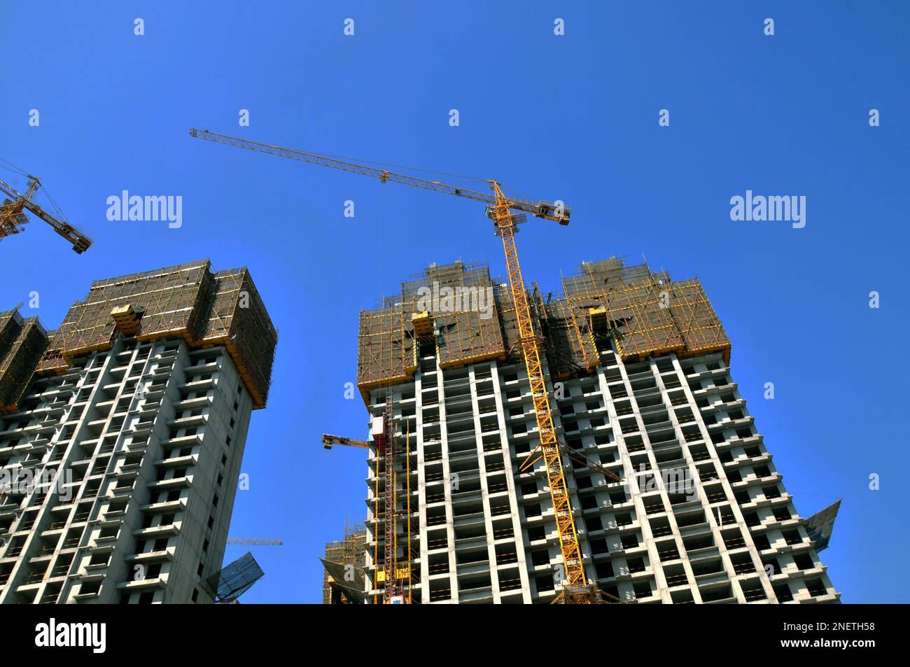 The construction of buildings under construction Stock Photo - Alamy