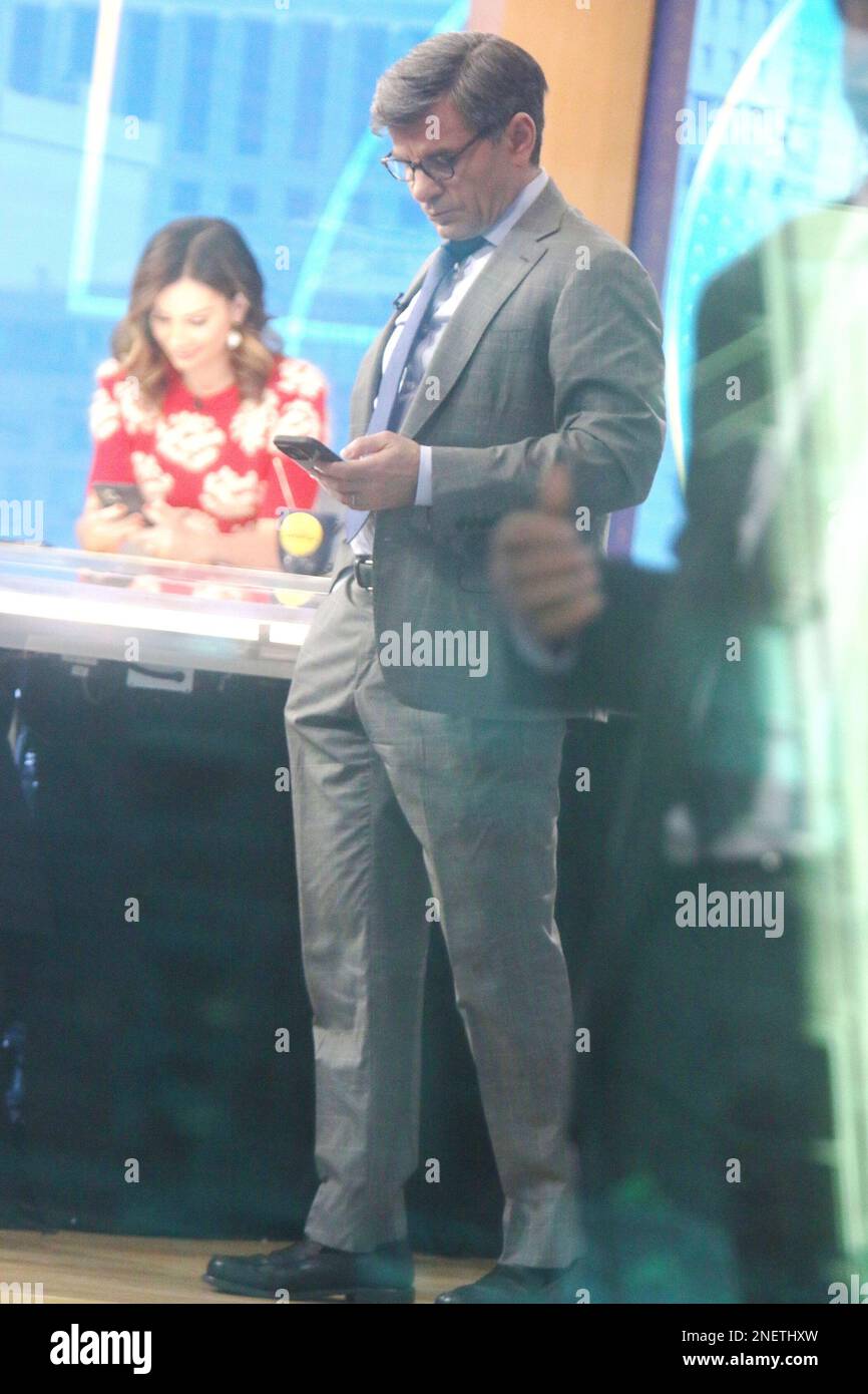 ‘Good Morning America’ cast seen on set in New York City. -PICTURED ...