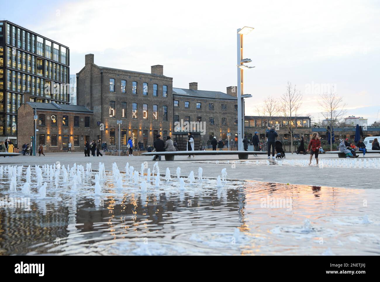 Kings cross goods yard hi-res stock photography and images - Alamy