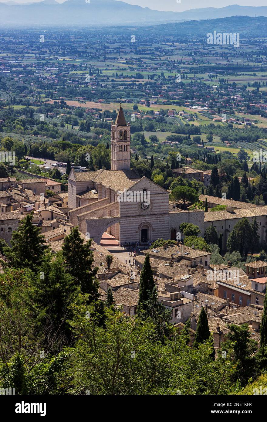 Panoramic glimpse of Assisi, italian medieval town Stock Photo - Alamy