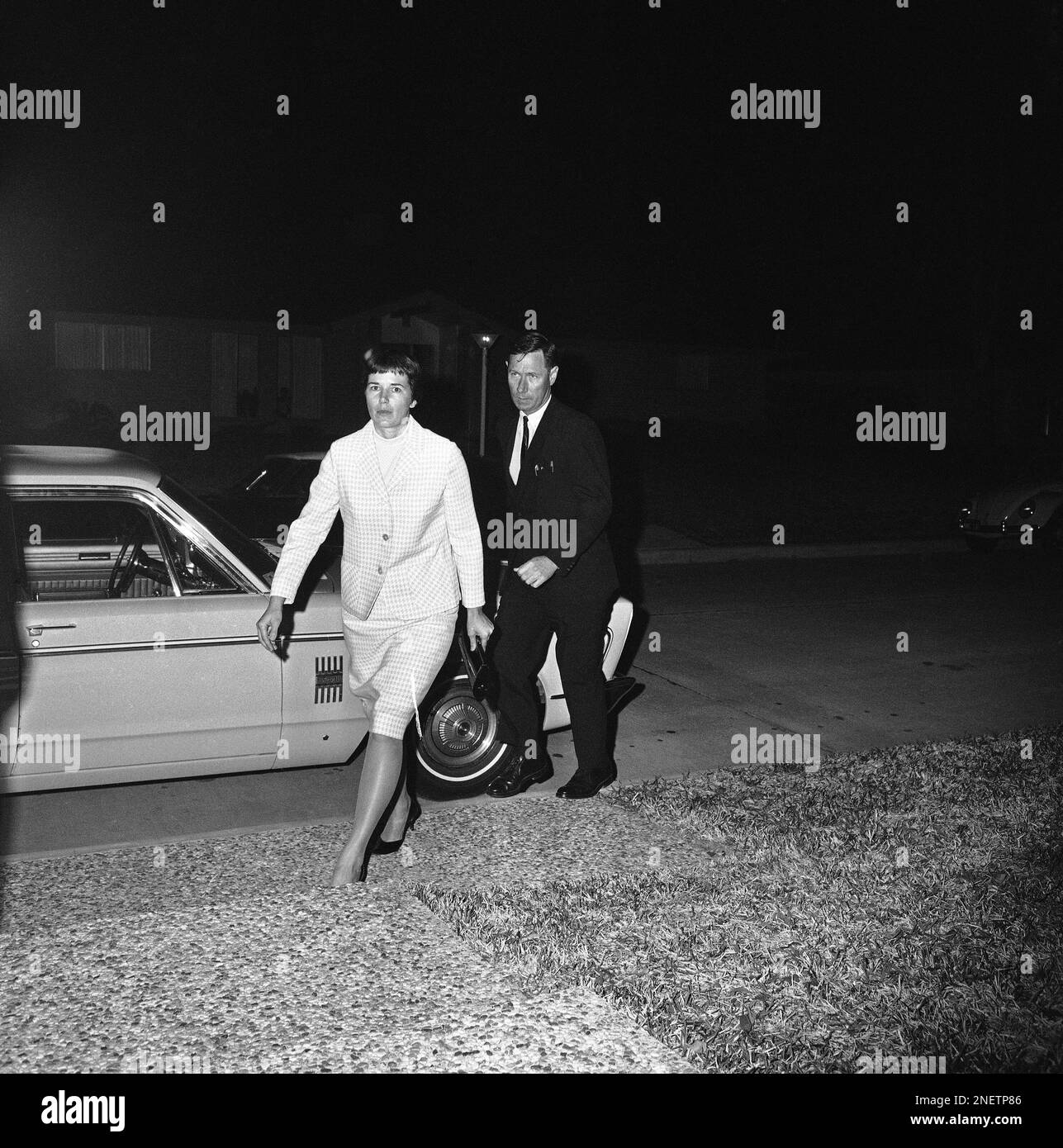 Janet Armstrong, wife of Neil Armstrong, command pilot of Gemini 8 ...