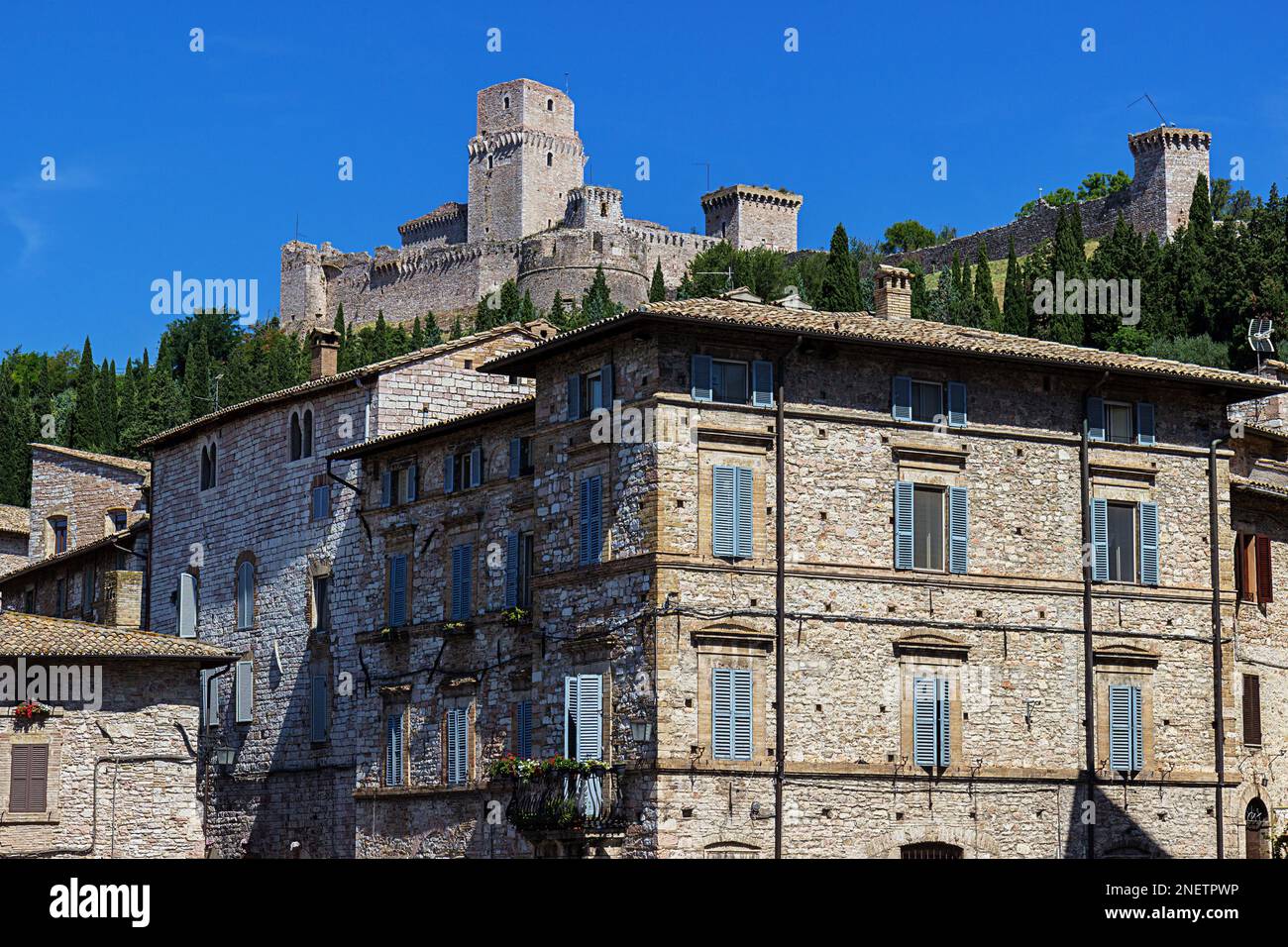Monumental mountain fortress hi-res stock photography and images - Alamy