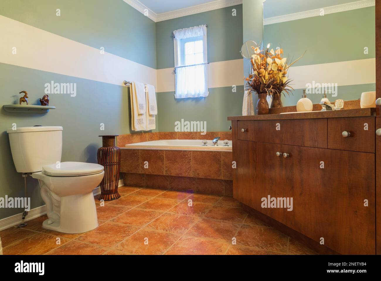 Rust coloured melamine wood vanity with stratified countertop and ...
