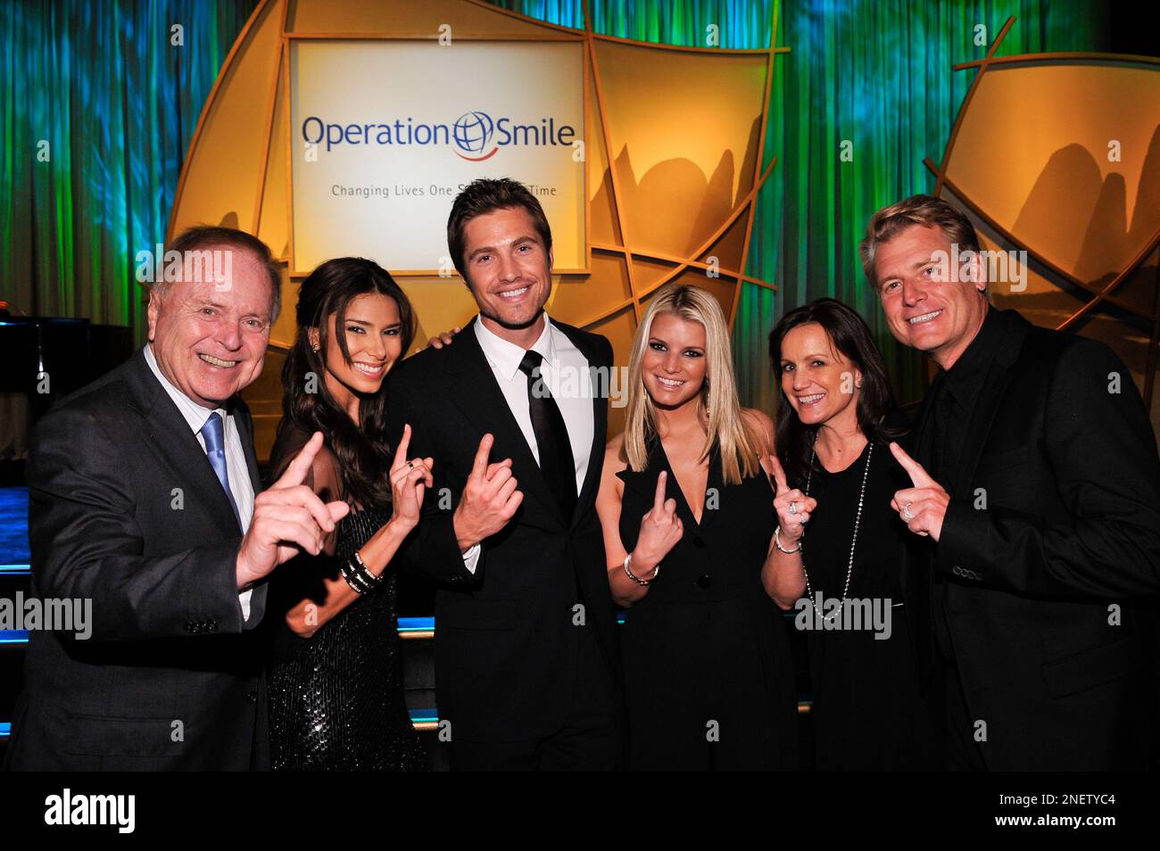 Honorees (L-R) Former LA Mayor Richard Riordan, Roselyn Sanchez, Eric ...