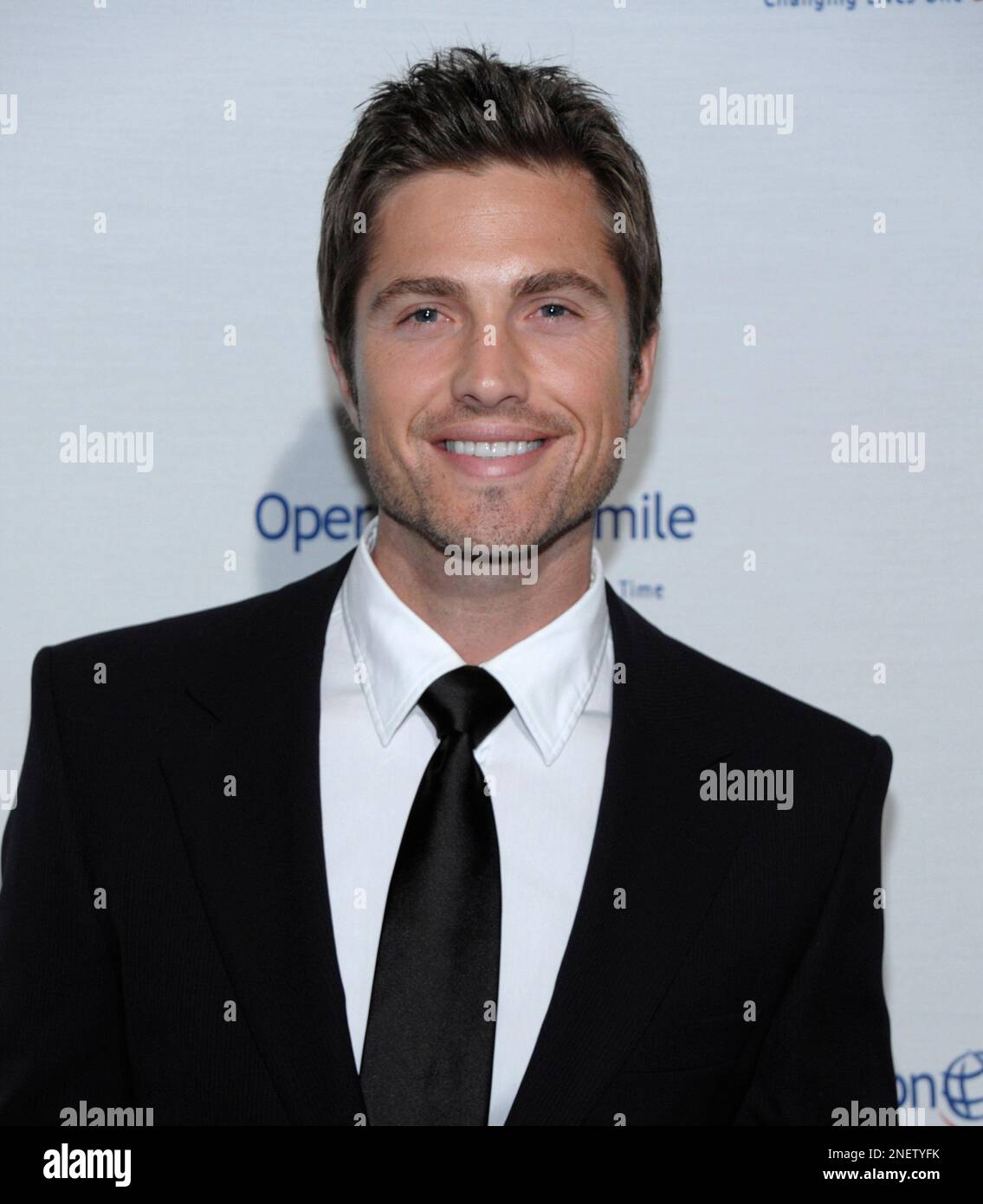 Actor Eric Winter arrives at the Operation Smile "Smile Gala" in ...