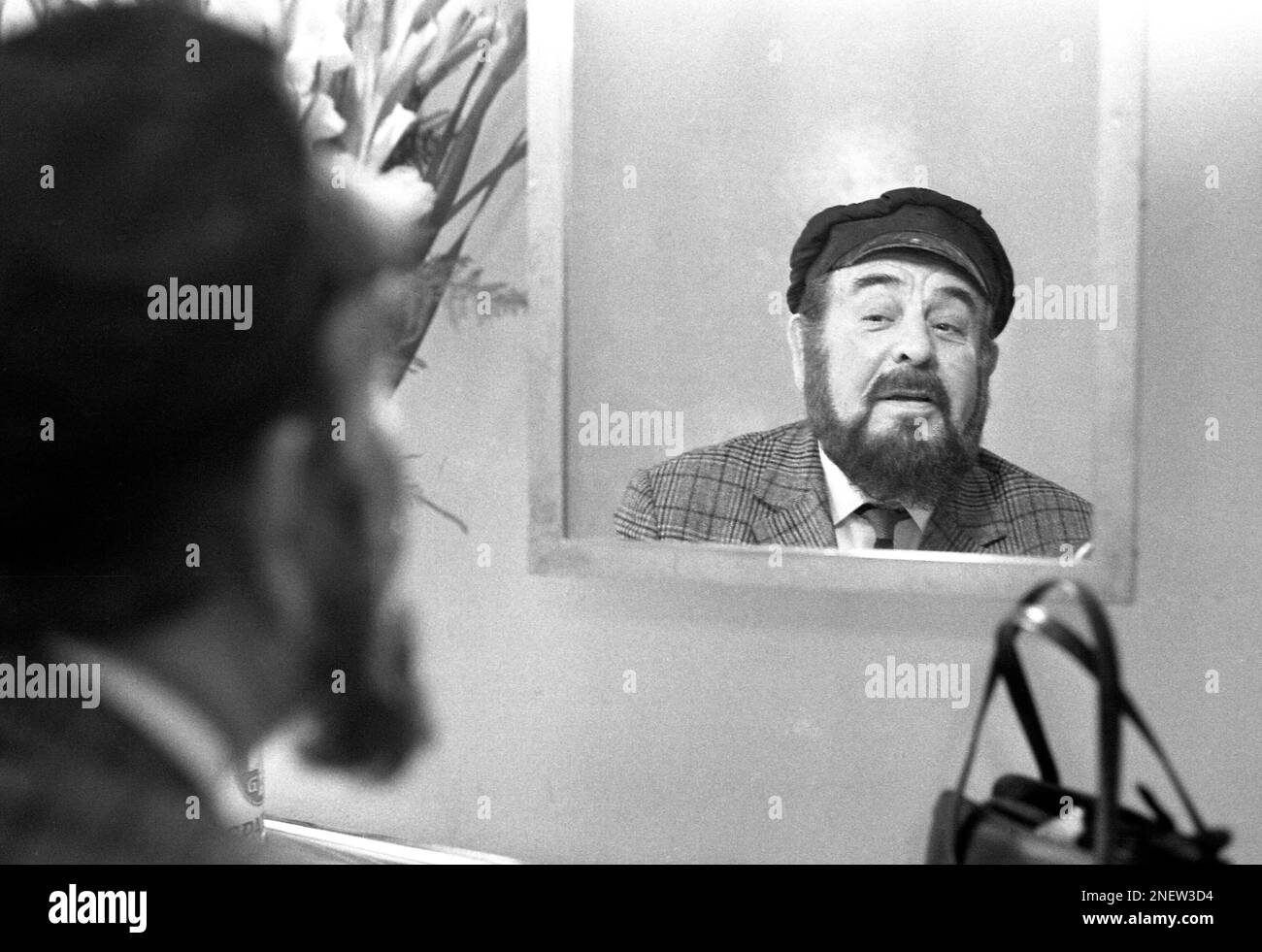 Lithuanian born Israeli singer and actor Shmuel Rodensky looks in the ...