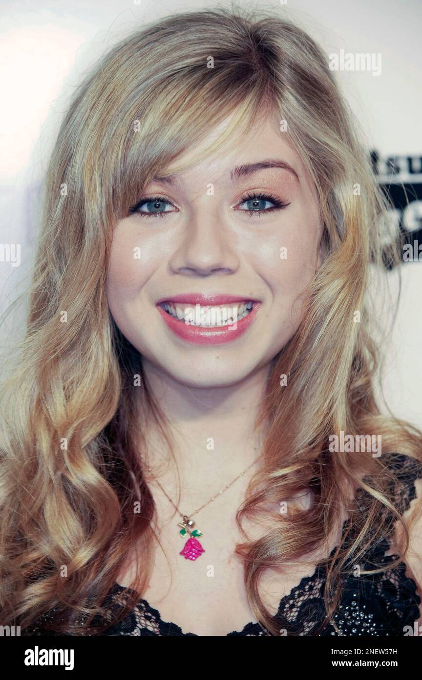 Jennette McCurdy arrives at a private event hosted by Selena Gomez and ...