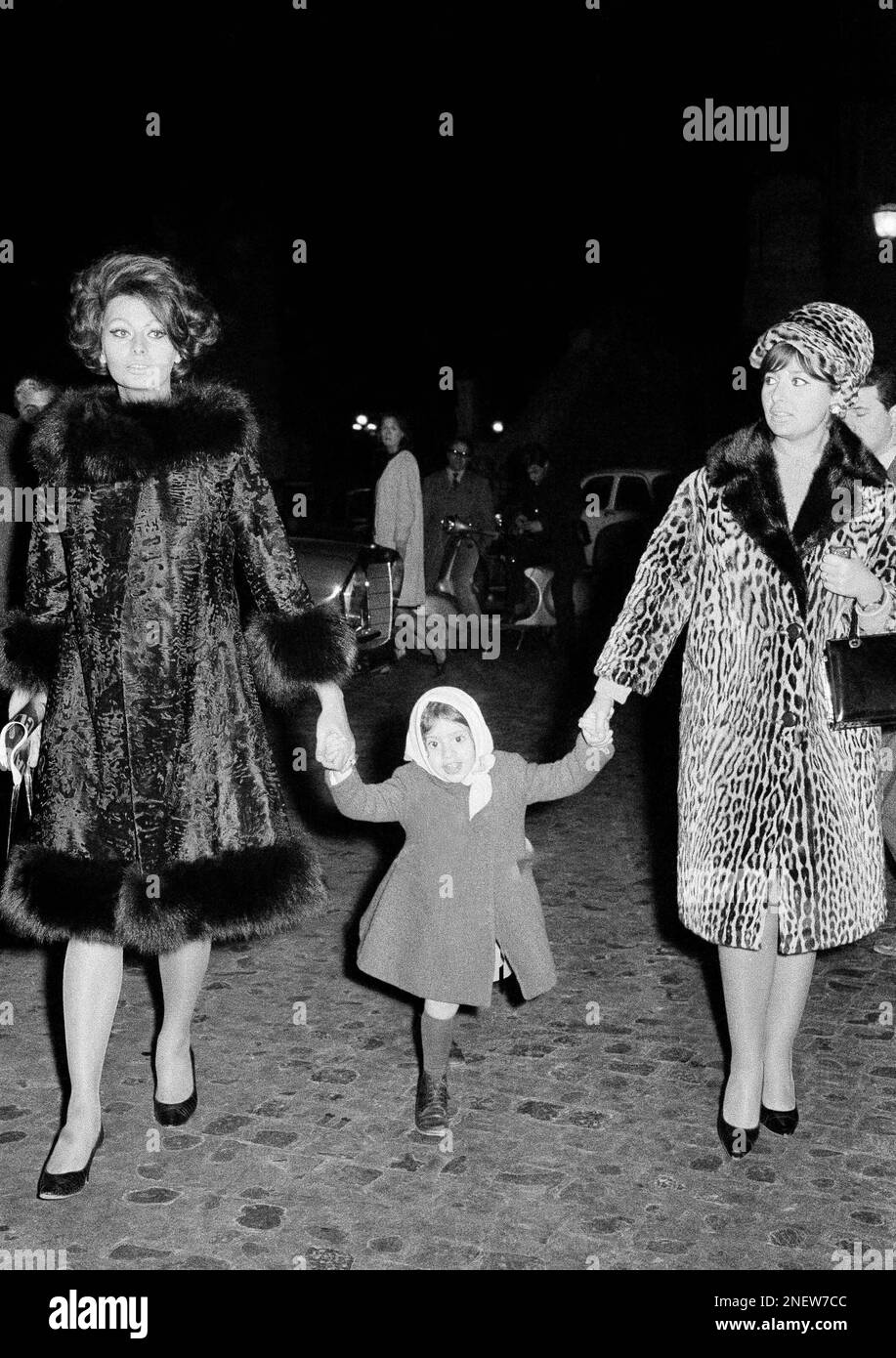 Italy’s Sophia Loren, left, and her sister, Maria Mussolini, right ...