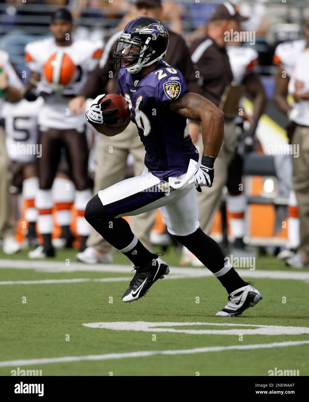 Baltimore Ravens safety Dawan Landry returns an interception against ...