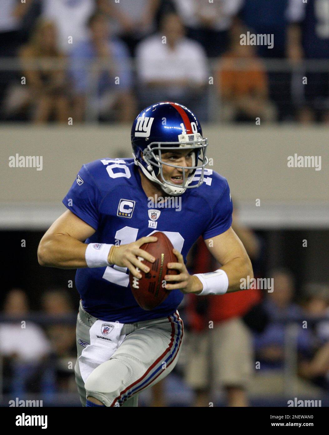 New York Giants quarterback Eli Manning (10) during an NFL football ...