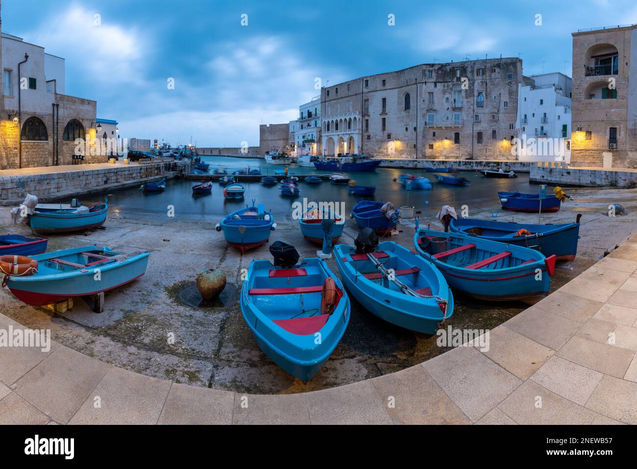 Monopoli coast hi-res stock photography and images - Alamy