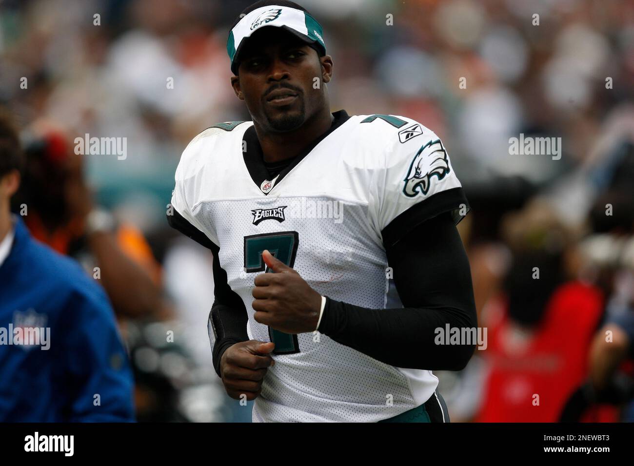 Philadelphia Eagles quarterback Michael Vick (7) during an NFL football ...