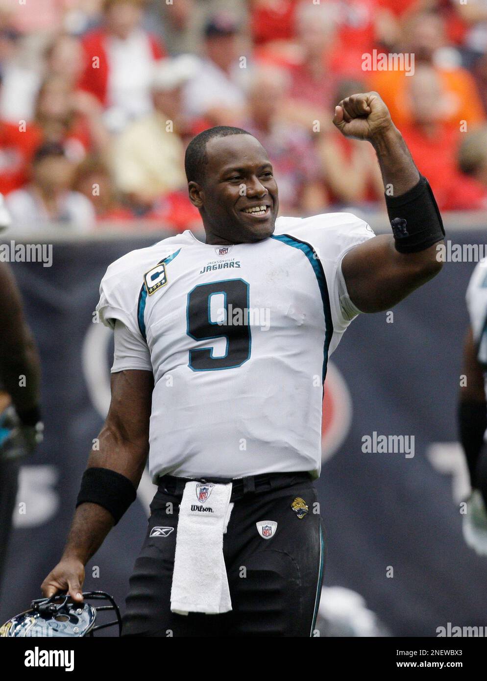 Jacksonville Jaguars quarterback David Garrard celebrate during the ...